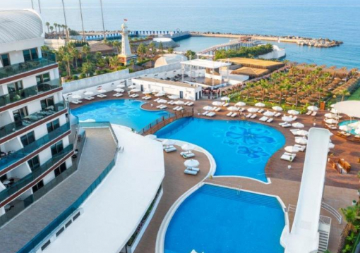 Rubi Platinum Sign | Alanya utazás