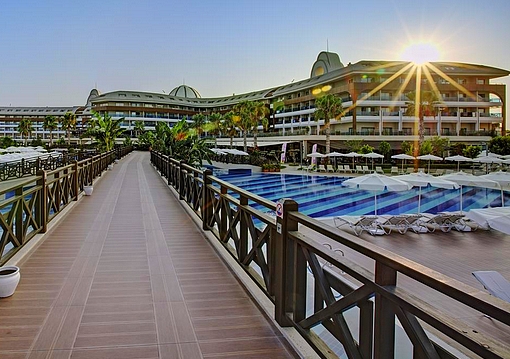 Magic Life Jacaranda | Side utazás